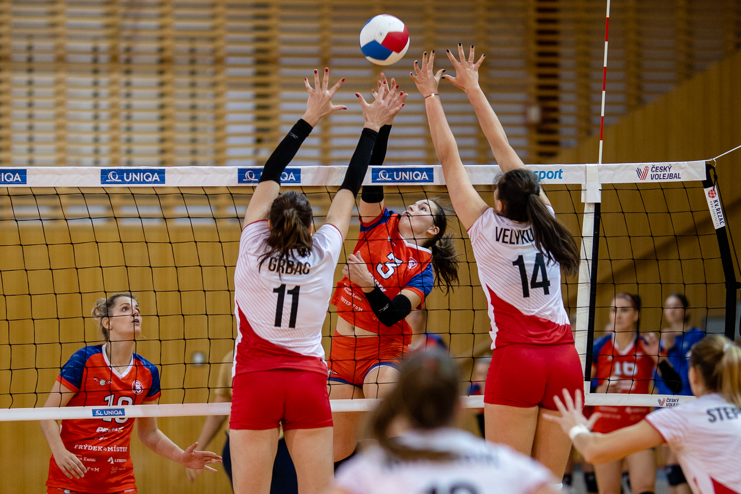 Před námi jsou poslední zápasy UNIQA extraligy žen před krátkou vánoční pauzou