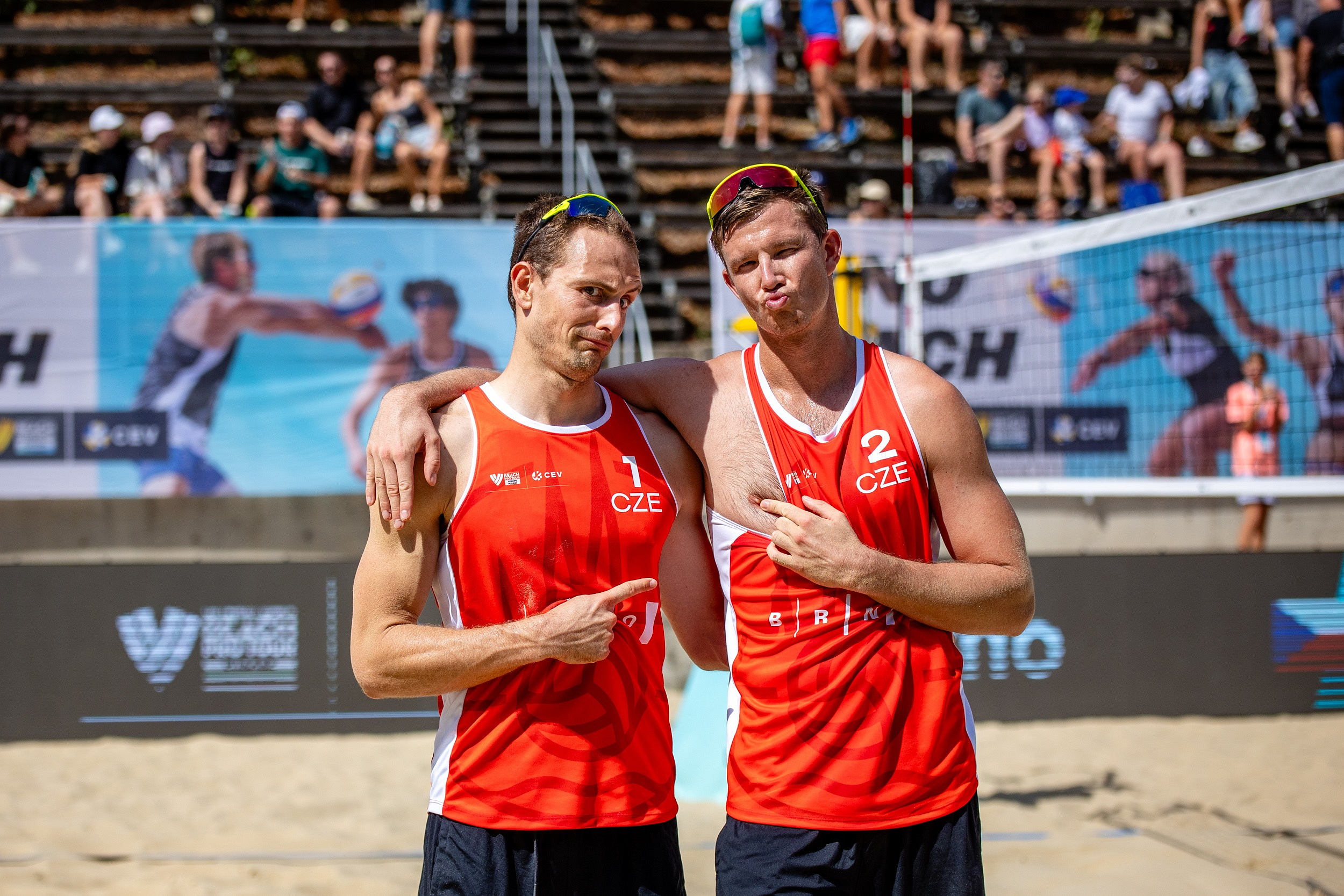 České olympijské páry míří suverénně přímo do čtvrtfinále Brno Beach Pro